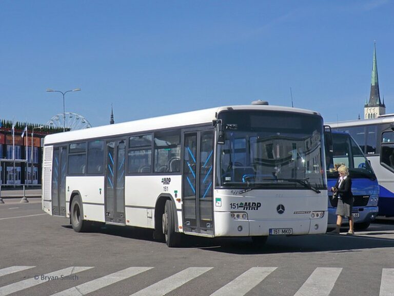 STIŽU NOVI AUTOBUSI ZA GRADSKI PREVOZ - ZR Klik